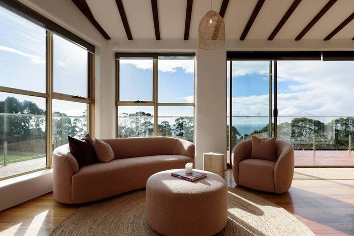 The Hemp House | Table Cape Ocean Views - Wynyard