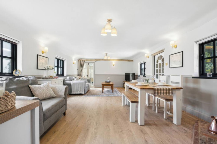 Five Acres Cottage, Pet Friendly, With Hot Tub In Croxley Green - Hertfordshire