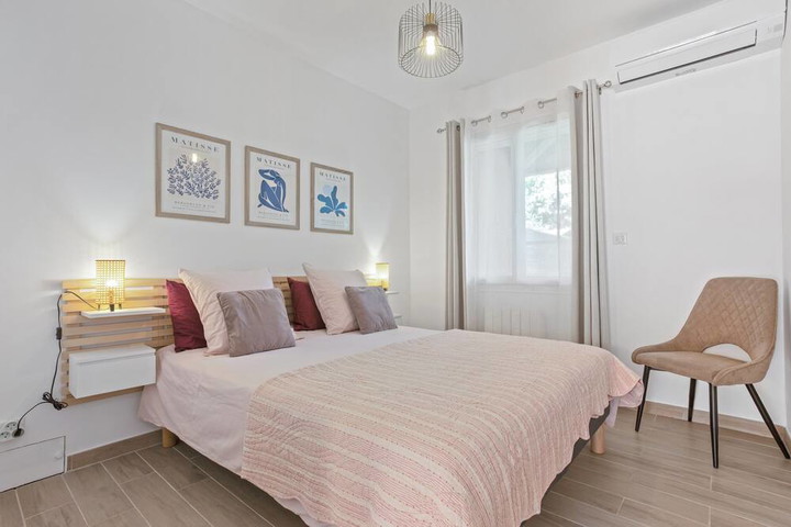Chambre D'hôtes Bed & Breakfast « Pomme Reinette » Piscine, Wi-fi Et Clim - Cotignac