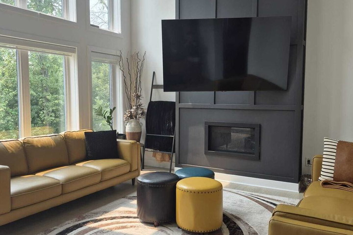 Modern Comfort + Private View. 30 Mins To Ottawa Downtown And Airport. - Kemptville