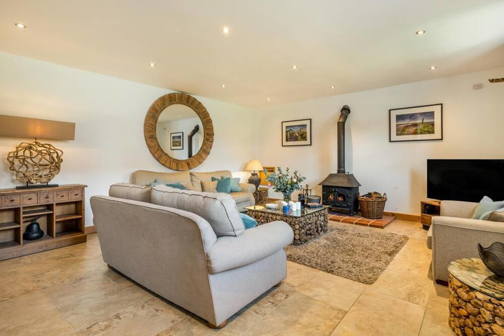2 Bed In Lower Bodham (Oc-p29591) - Sheringham