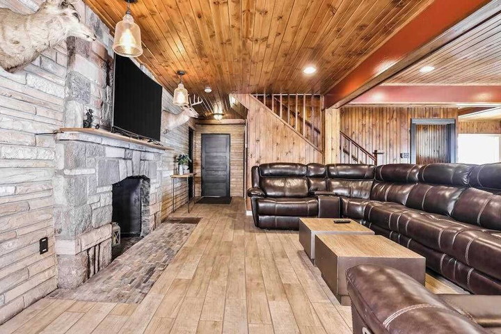 Large Lakefront Lodge W/kayaks, Arcade Games, Wifi, Next To Public Boat Launch - Rhinelander, WI