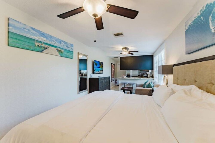 Nola Suite A Cozy Retreat Htd Pool And Bbq - Palm Beach, FL