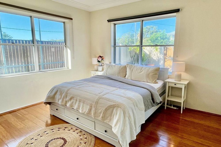 Banyan, 14 Montevideo Parade - Spacious Pet Friendly Property With Air Con And Wifi - Nelson Bay