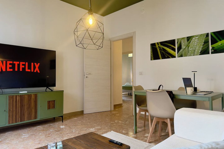 Bonaria: Apartment For 6 | Fiera, City Center, And Poetto - Cagliari