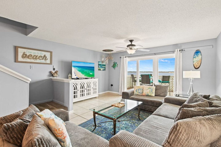 My Forever Coconut ! Dog Friendly On The Water! - Navarre Beach, FL