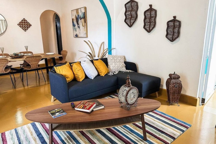 Centrally Located , Family And Pet Friendly. - Lajas