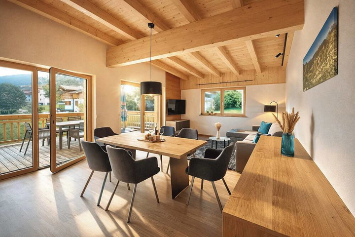 Zillerheart  Apartment Mit Balkon & Bergblick - Zillertal