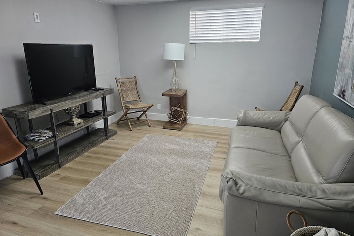 Spacious 2 Bedroom Apartment In Historic Downtown - Cedar City, UT