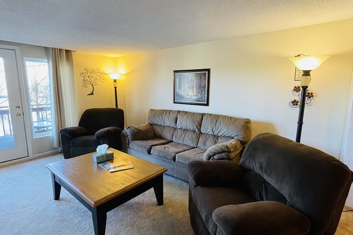4b Condo Walking Distance To Tubing! Sleeps 10! - Banner Elk, NC