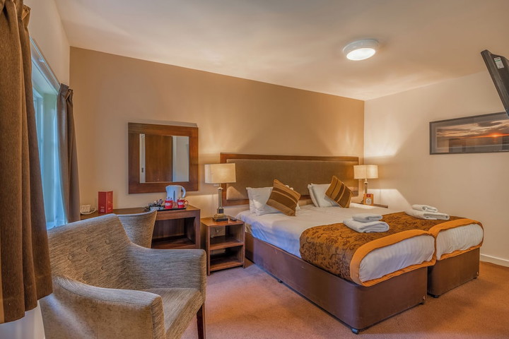 Relaxing Stay With Lush Gardens | Quiet Escape Near The Sea - Nairn