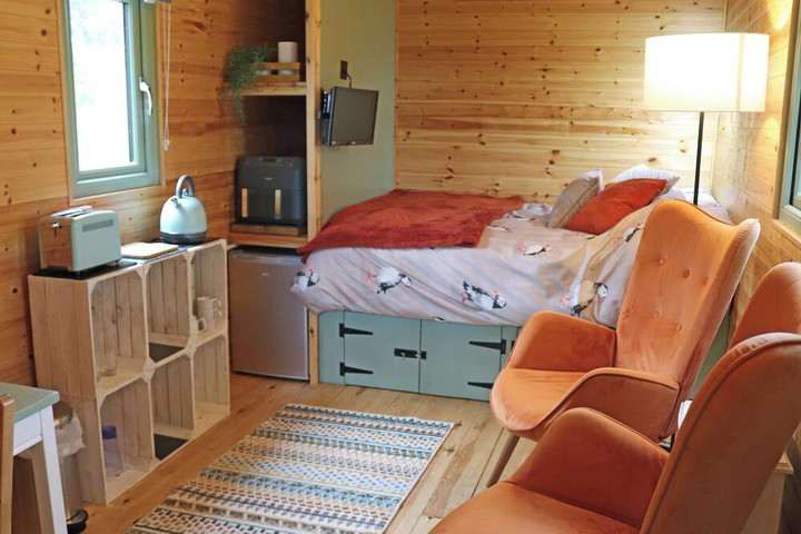 Shepherds Hut One - Uk48784 - Gwynedd