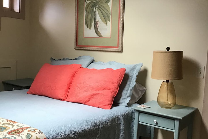Historic Old Massanutten Lodge. Hot Tub! Close To Jmu And Massanutten Resort! - Harrisonburg, VA