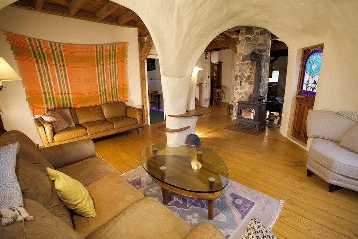Mountain Sanctuary Dome Rustic Solitude 5br - Bennington, VT