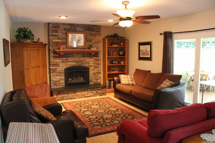 Fun, Family-friendly Home With A 20x40 Pool 12 Minutes From Hershey Attractions - Hershey, PA