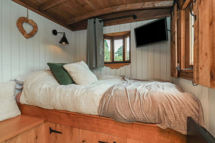 Thistlewoods Shepherds Hut, Romantic, With A Garden In Glaisdale - Goathland