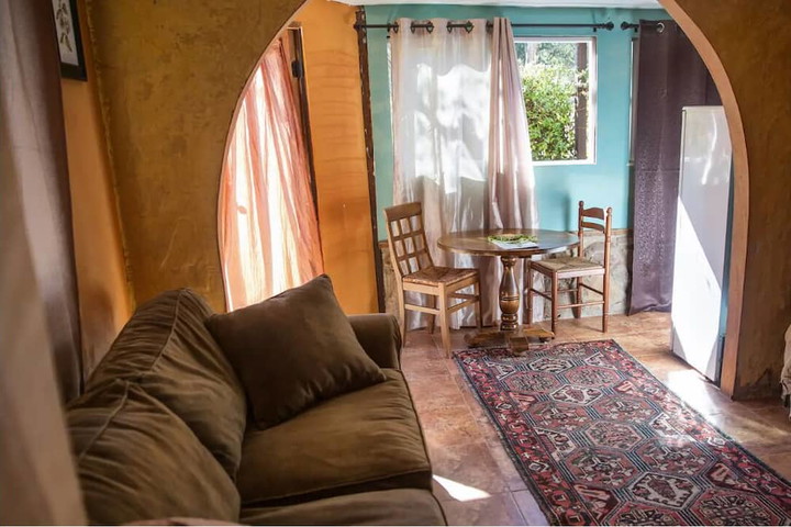 Hacienda Hideaway + Mountain View, Creek & Trails - Malibu, CA