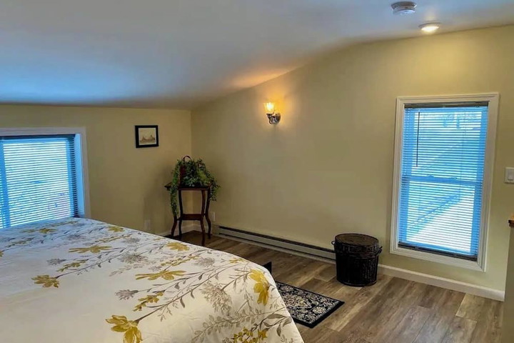 Cozy, Clean & Convenient 1-bedroom Apartment With Ac & Wifi In Charming Clayton - Gananoque