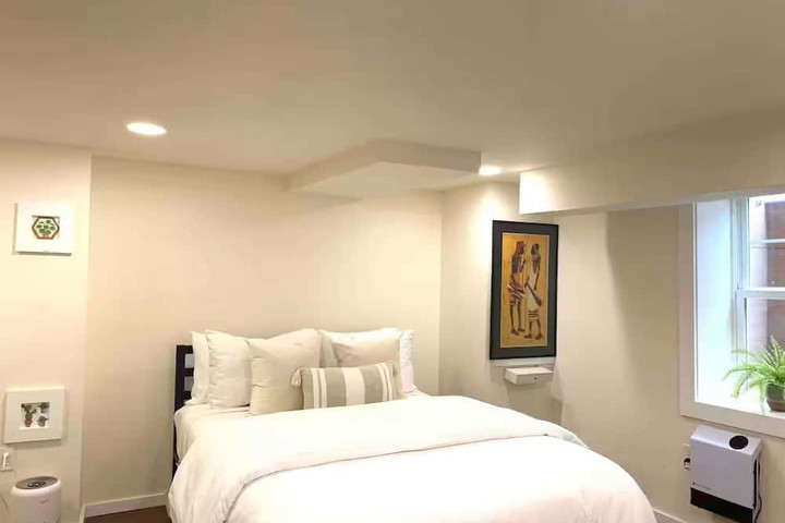 1br, 1ba - 2.5 Miles To U.s. Capitol & National Mall - Washington, D.C.