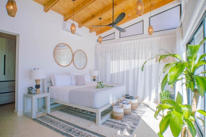 Luxury 14br Beachfront Villa Resort - Private Chefs, Bartenders & Full Staff - Cabarete