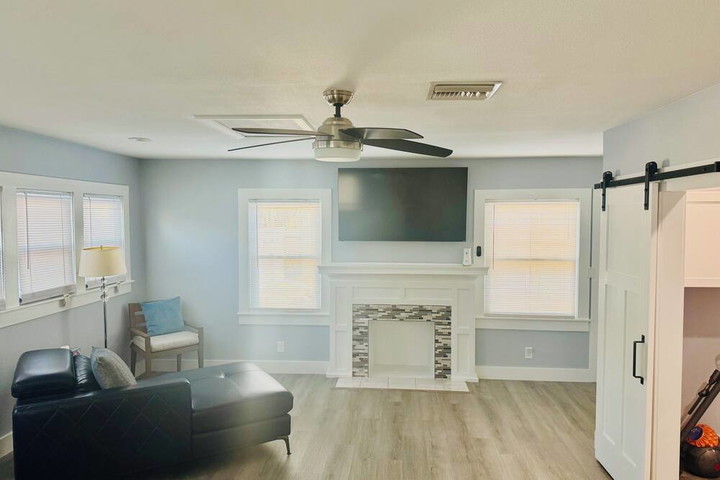 Charming 3 Bedroom 2 Bath With Beach Access! - フロリダ州