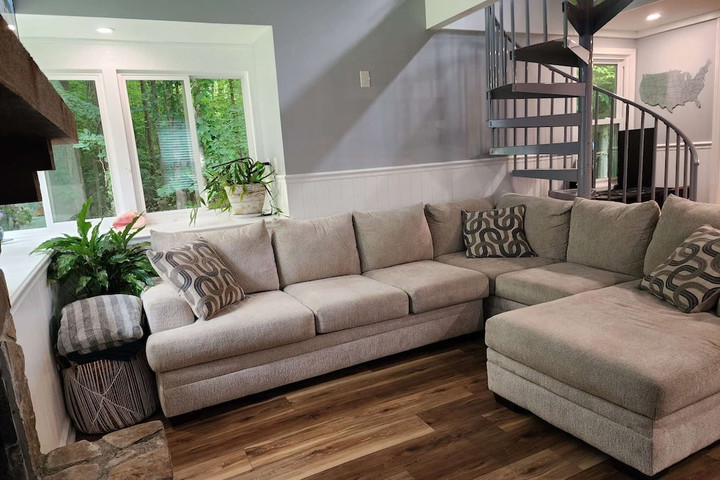 Thahuts | The Sweetwater Retreat - South Fulton, GA