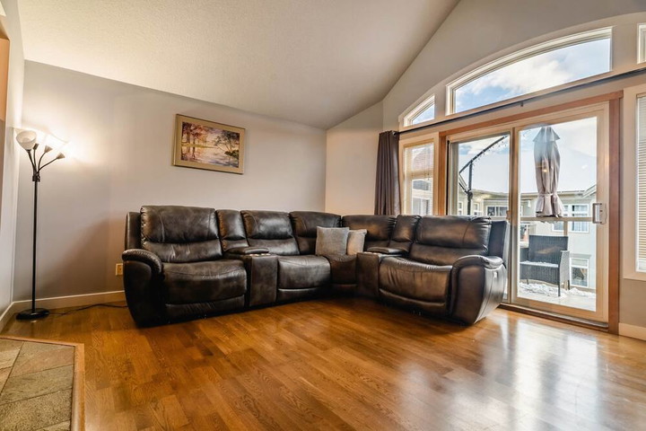 Rocky Mountain Retreat-mountain View! - Canmore