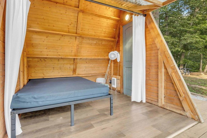 A-frame Camping Pod, W/ Bath House, 6 Min To Dt - Piedmont, SC