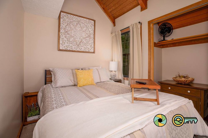 Treehouse Mountain Stay - Unique Cozy Quiet! - Virginia