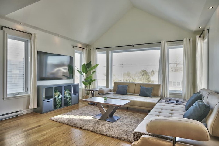 Dynamite 2-bedroom House Wifi Garage Sleeps 6 - Sherbrooke