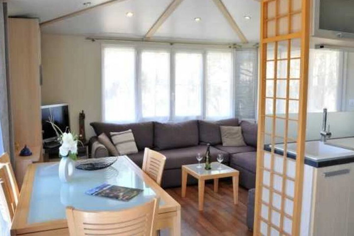 Zecamping 4 éToiles Piscine Animaux Acceptés Mobil-home Tv 40m2 6 Pers - Bessan
