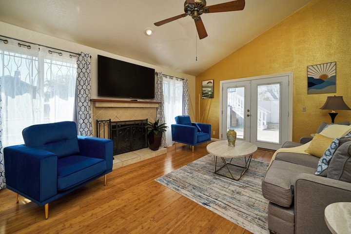 Coastal Gateway House-family Retreat Near Monterey - Salinas, CA