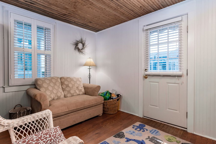 Beach Block Living In Charming South Rehoboth. - Rehoboth Beach, DE
