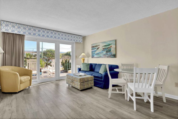 Summer Sands Pets Are A Plus Room 105 - Wilmington, NC