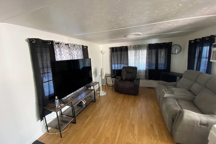 Cozy 1-bedroom Mobile Home In Nice Mesa With Ac -