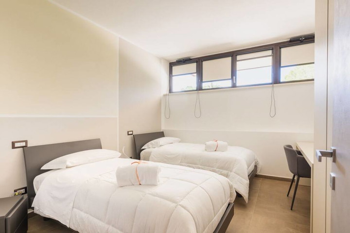 Guesthost - Cozy Apartment Equipped With All Comforts To Accommodate Up To 6 People, With Two Bedrooms And Two Bathrooms. The Accommodation Is Located In A Modern Condominium Complex With A Shared Swimming Pool And Enjoys A Pleasant View Of The Shared Ga - Perugia
