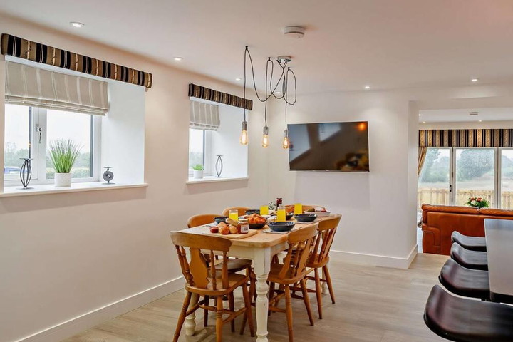 3 Bed In Wakefield (Oc-93234) - Wakefield