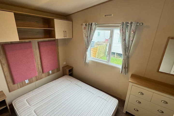 6 Berth Caravan With Direct Beach Access - Brean