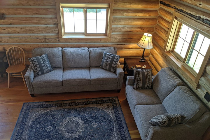 New Log Home - Blocks From The West Gate Of Yellowstone - West Yellowstone, MT