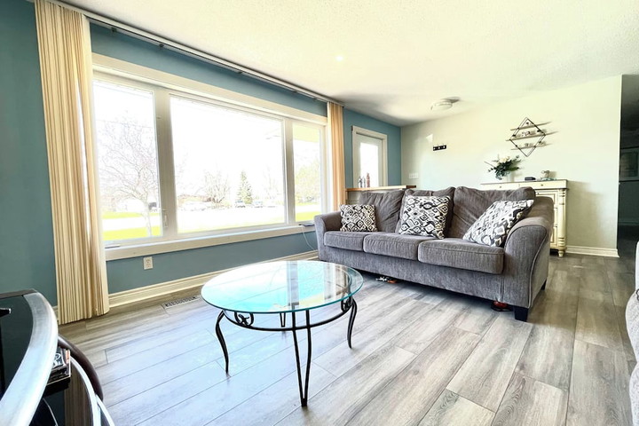 Cheerful 3 Bedroom Waterfront Cottage With Wifi Tv - Peterborough, Canadá