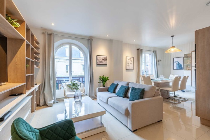 High-end 75m2 Apartment - Place Morny - Deauville