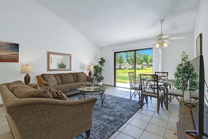 Palm Desert Resort Condo|pool, Golf, Tennis Access - Palm Desert, CA