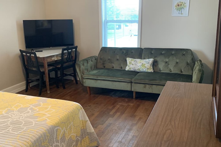 Großes Privates Zimmer & Badezimmer - Cullman, AL