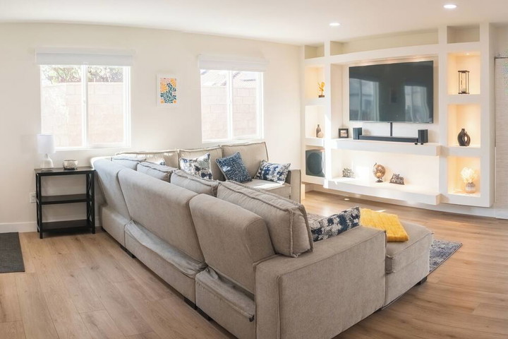 3 Bedroom House, King Bed, Full Kitchen, Bbq Grill - Corona, CA