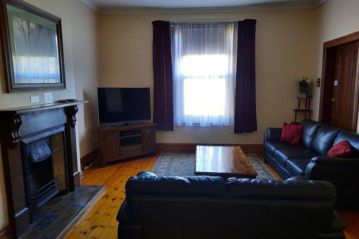 Great Home Right In The Heart Of Gawler With Close Proximity To The Barossa - South Australia