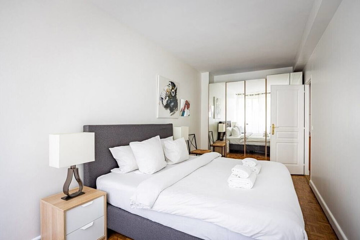 Bail Mobilité - Porte Dauphine - 1 Grande Chambre -