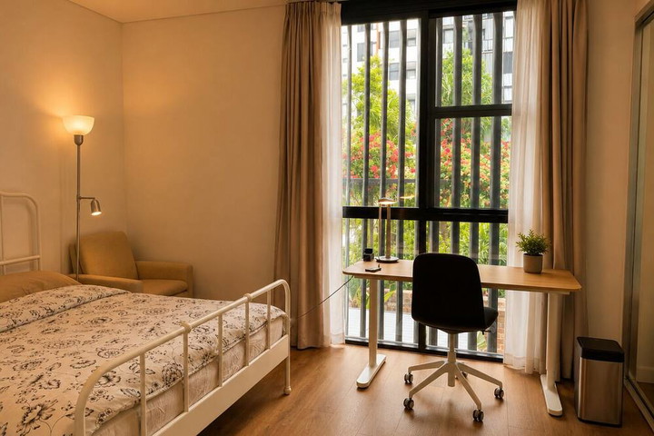 Quiet 4br Townhouse  2.5 Baths  Near Sydney Airport, Cbd & Beaches  Free Parking - North Shore
