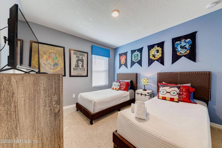Go!#21 - Solterra - Seven Bedroom Resort, Sleeps 18 - Davenport, FL