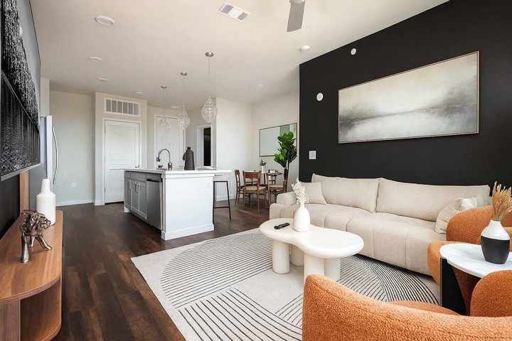 2br Oasis W/ Gym, Parking Near Rvrwalk &Dome - San Antonio, TX