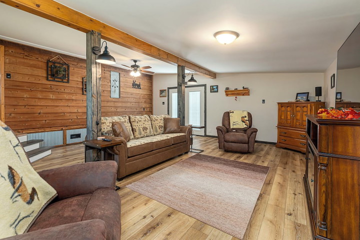 5 Acre Paradise-shawnee Wine Trail, Pool, Pond, Firepit, Pet Friendly - Marion, IL